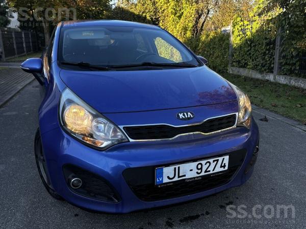 Zils Kia Rio 2014 Rīga, ar dzinēja tilpumu 1.20 L un nobraukumu 267 tūkst. km par 2200 €, foto 4 vietnē AUTOMOTO.COM.LV