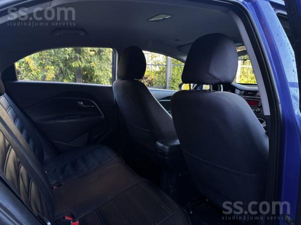 Zils Kia Rio 2014 Rīga, ar dzinēja tilpumu 1.20 L un nobraukumu 267 tūkst. km par 2200 €, foto 10 vietnē AUTOMOTO.COM.LV