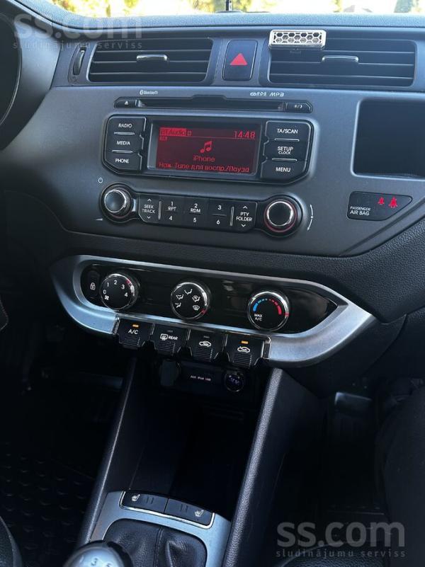 Zils Kia Rio 2014 Rīga, ar dzinēja tilpumu 1.20 L un nobraukumu 267 tūkst. km par 2200 €, foto 11 vietnē AUTOMOTO.COM.LV