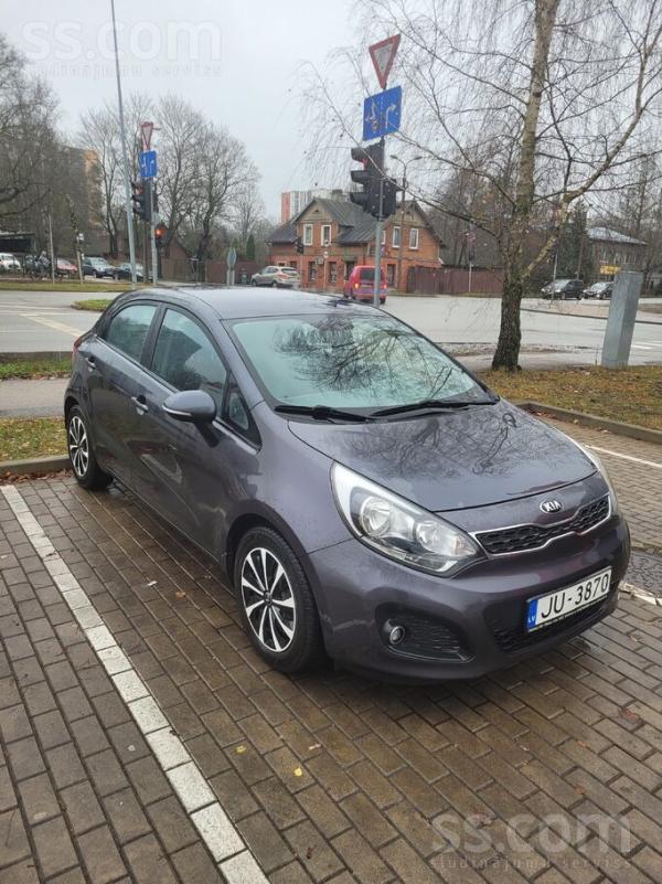 Zils Kia Rio 2015 Rīga, ar dzinēja tilpumu 1.20 L un nobraukumu 231 tūkst. km par 3500 €, foto 1 vietnē AUTOMOTO.COM.LV