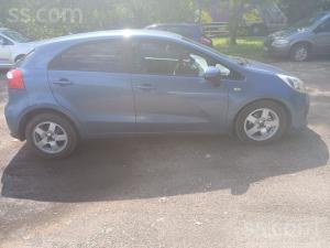 Blue Kia Rio 2015 in Riga, with an engine capacity of 1.30 L and mileage of 130 thousand km for 3500 €, photo 3 on AUTOMOTO.COM.LV