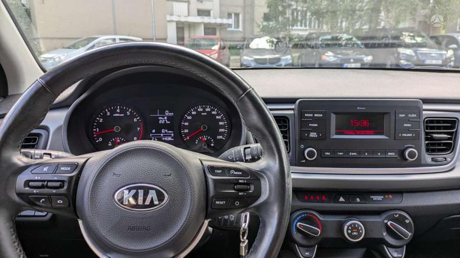 Blue Kia Rio 2021 in Vilnius, with an engine capacity of 1.20 L and mileage of 45 thousand km for 12000 €, photo 6 on AUTOMOTO.COM.LV