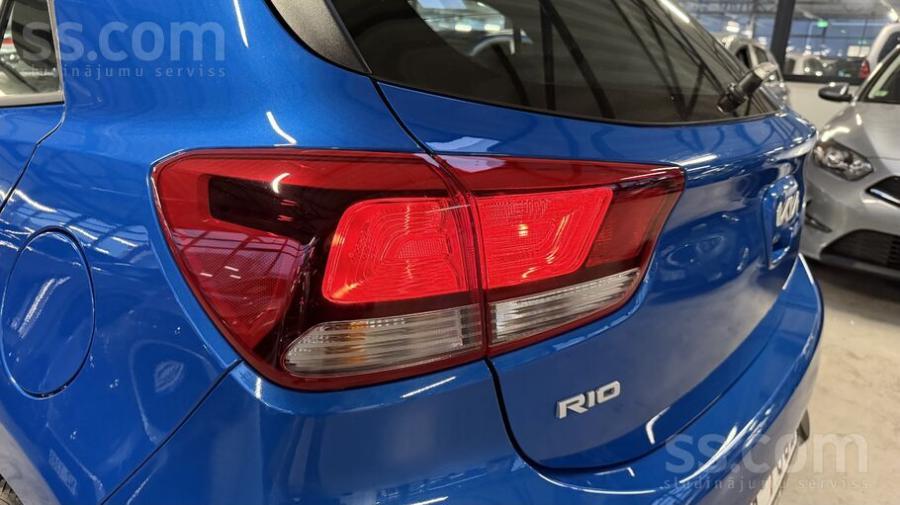 Zils Kia Rio 2023 Rīga, ar dzinēja tilpumu 1.00 L un nobraukumu 39 tūkst. km par 13500 €, foto 9 vietnē AUTOMOTO.COM.LV