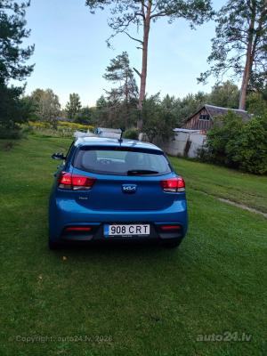Blue Kia Rio 2023 in Valga, with an engine capacity of 1.20 L and mileage of 17 thousand km for 13000 €, photo 4 on AUTOMOTO.COM.LV