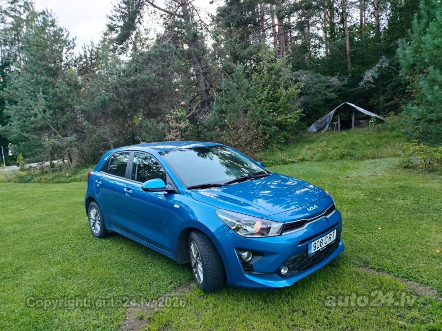 Blue Kia Rio 2023 in Valga, with an engine capacity of 1.20 L and mileage of 17 thousand km for 13000 €, photo 5 on AUTOMOTO.COM.LV