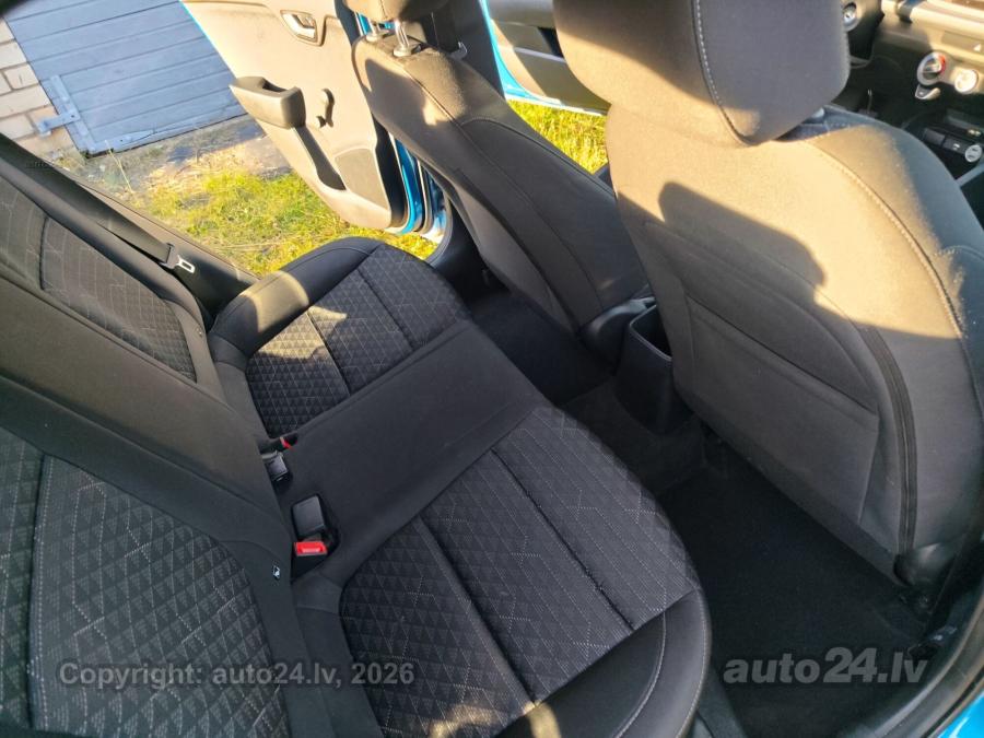 Blue Kia Rio 2023 in Valga, with an engine capacity of 1.20 L and mileage of 17 thousand km for 13000 €, photo 14 on AUTOMOTO.COM.LV