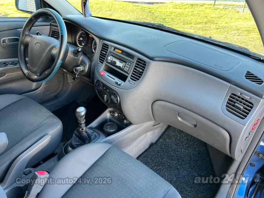 Zils Kia Rio 2006 Paide, ar dzinēja tilpumu 1.40 L un nobraukumu 127 tūkst. km par 2799 €, foto 10 vietnē AUTOMOTO.COM.LV