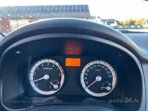 Zils Kia Rio 2006 Paide, ar dzinēja tilpumu 1.40 L un nobraukumu 127 tūkst. km par 2799 €, foto 11 vietnē AUTOMOTO.COM.LV