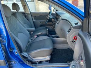 Zils Kia Rio 2006 Paide, ar dzinēja tilpumu 1.40 L un nobraukumu 127 tūkst. km par 2799 €, foto 13 vietnē AUTOMOTO.COM.LV