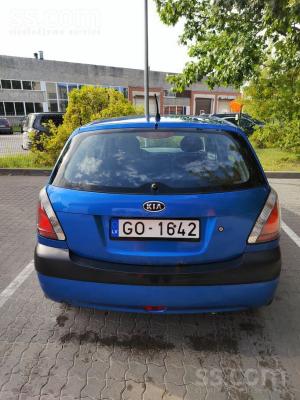 Zils Kia Rio 2007 Jelgava, ar dzinēja tilpumu 1.40 L un nobraukumu 251 tūkst. km par 300 €, foto 3 vietnē AUTOMOTO.COM.LV