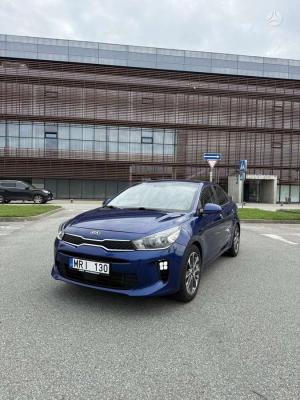 Blue Kia Rio 2018 in Klaipeda, with an engine capacity of 1.59 L and mileage of 193 thousand km for 7400 €, photo  on AUTOMOTO.COM.LV