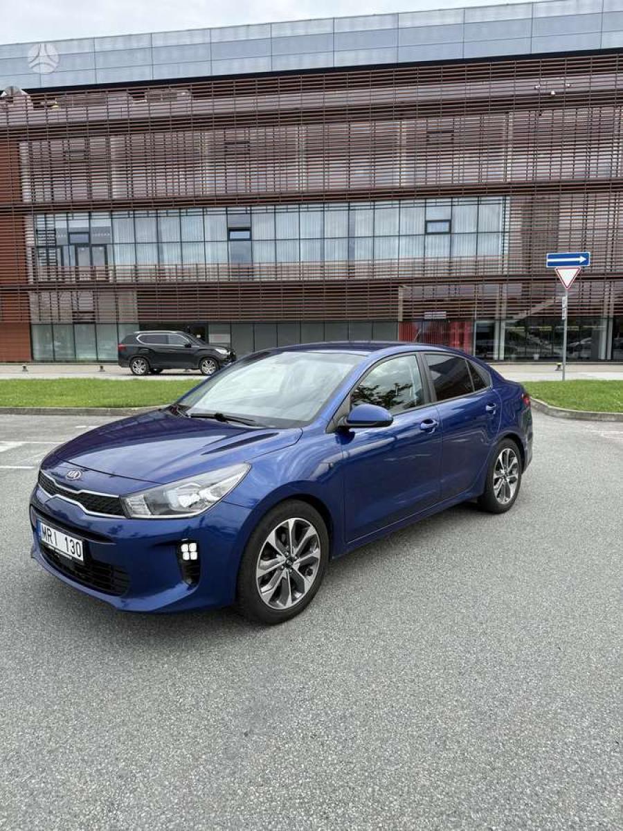 Blue Kia Rio 2018 in Klaipeda, with an engine capacity of 1.59 L and mileage of 193 thousand km for 7400 €, photo 4 on AUTOMOTO.COM.LV