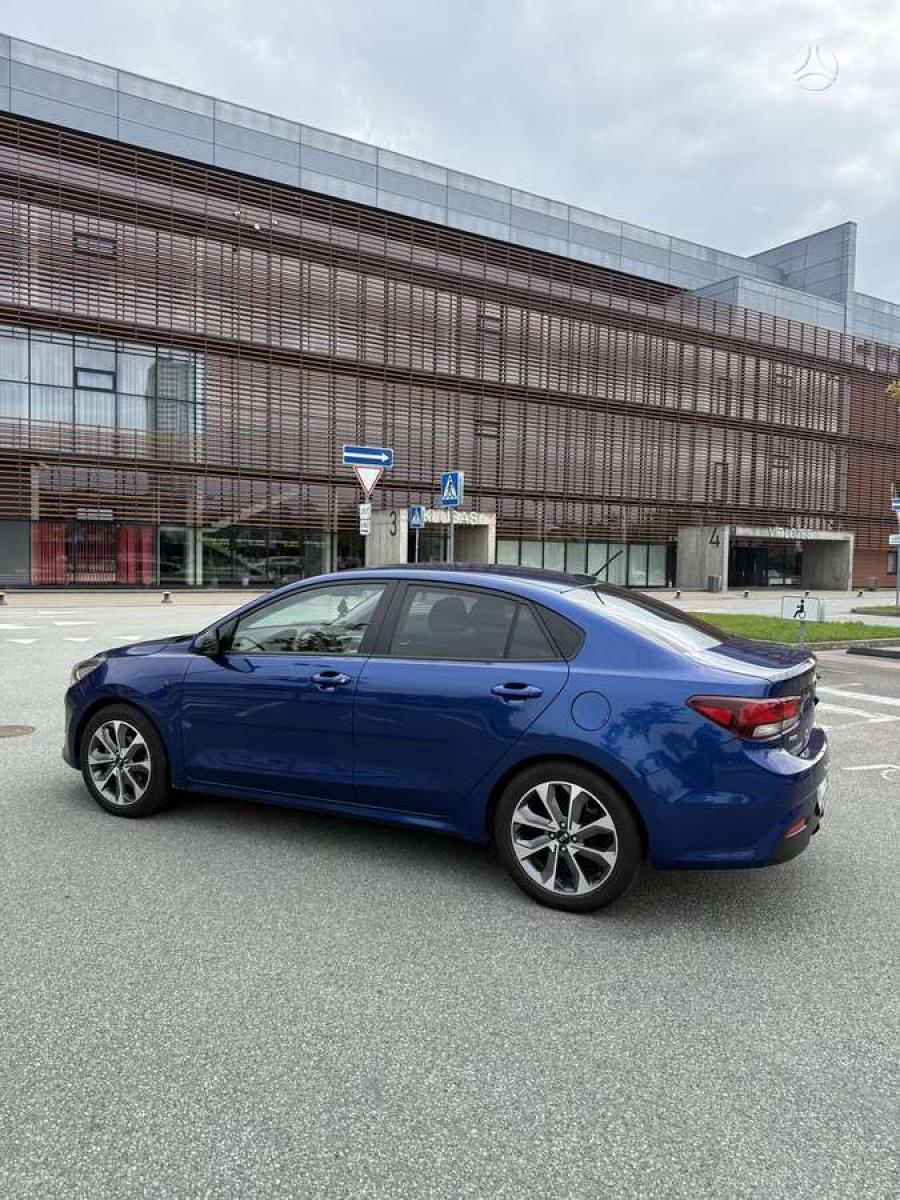 Blue Kia Rio 2018 in Klaipeda, with an engine capacity of 1.59 L and mileage of 193 thousand km for 7400 €, photo 6 on AUTOMOTO.COM.LV