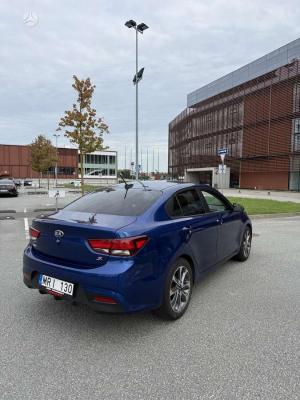 Blue Kia Rio 2018 in Klaipeda, with an engine capacity of 1.59 L and mileage of 193 thousand km for 7400 €, photo 9 on AUTOMOTO.COM.LV