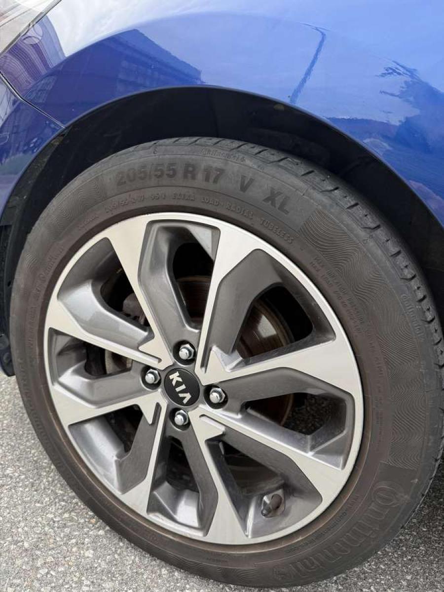 Blue Kia Rio 2018 in Klaipeda, with an engine capacity of 1.59 L and mileage of 193 thousand km for 7400 €, photo 22 on AUTOMOTO.COM.LV