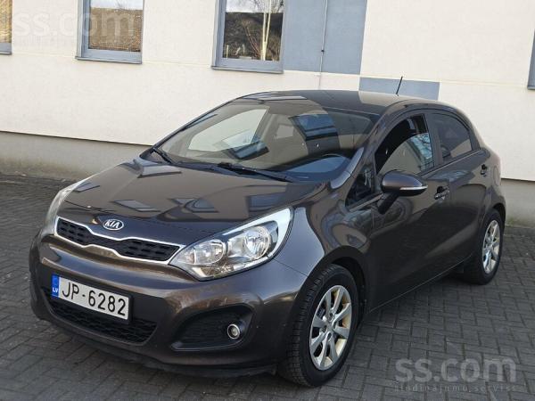 Brūns Kia Rio 2014 Jelgava, ar dzinēja tilpumu 1.30 L un nobraukumu 149 tūkst. km par 3600 €, foto 1 vietnē AUTOMOTO.COM.LV