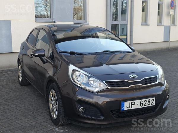 Brūns Kia Rio 2014 Jelgava, ar dzinēja tilpumu 1.30 L un nobraukumu 149 tūkst. km par 3600 €, foto 3 vietnē AUTOMOTO.COM.LV