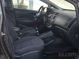 Brūns Kia Rio 2014 Jelgava, ar dzinēja tilpumu 1.30 L un nobraukumu 149 tūkst. km par 3600 €, foto 9 vietnē AUTOMOTO.COM.LV