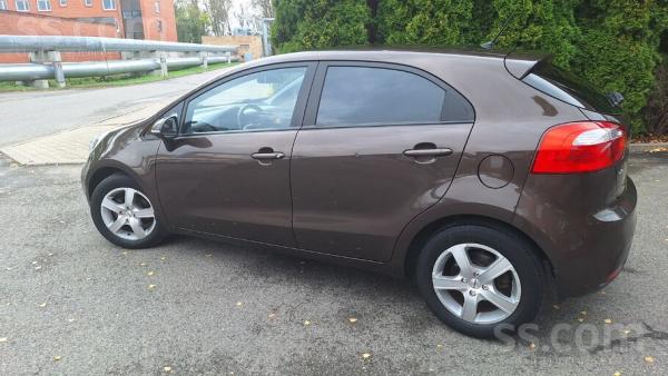 Brūns Kia Rio 2014 Rīga, ar dzinēja tilpumu 1.20 L un nobraukumu 115 tūkst. km par 5200 €, foto 7 vietnē AUTOMOTO.COM.LV
