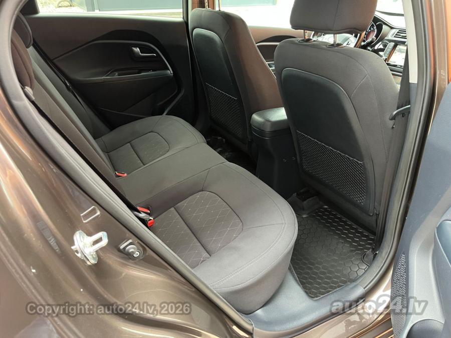 Brown Kia Rio 2015 in Kuressaare, with an engine capacity of 1.40 L and mileage of 57 thousand km for 8890 €, photo 13 on AUTOMOTO.COM.LV
