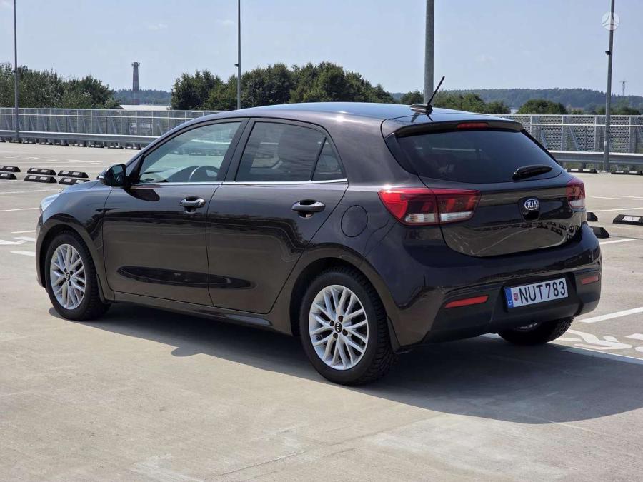 Brūns Kia Rio 2018 Viļņa, ar dzinēja tilpumu 1.00 L un nobraukumu 75 tūkst. km par 7199 €, foto 4 vietnē AUTOMOTO.COM.LV