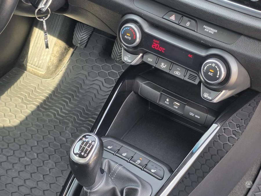 Brūns Kia Rio 2018 Viļņa, ar dzinēja tilpumu 1.00 L un nobraukumu 75 tūkst. km par 7199 €, foto 13 vietnē AUTOMOTO.COM.LV