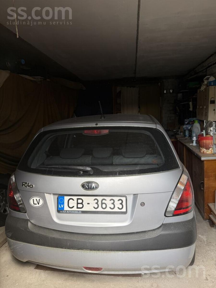 Grey Kia Rio 2007 in Riga, with an engine capacity of 1.40 L and mileage of 37 thousand km for 3000 €, photo 1 on AUTOMOTO.COM.LV