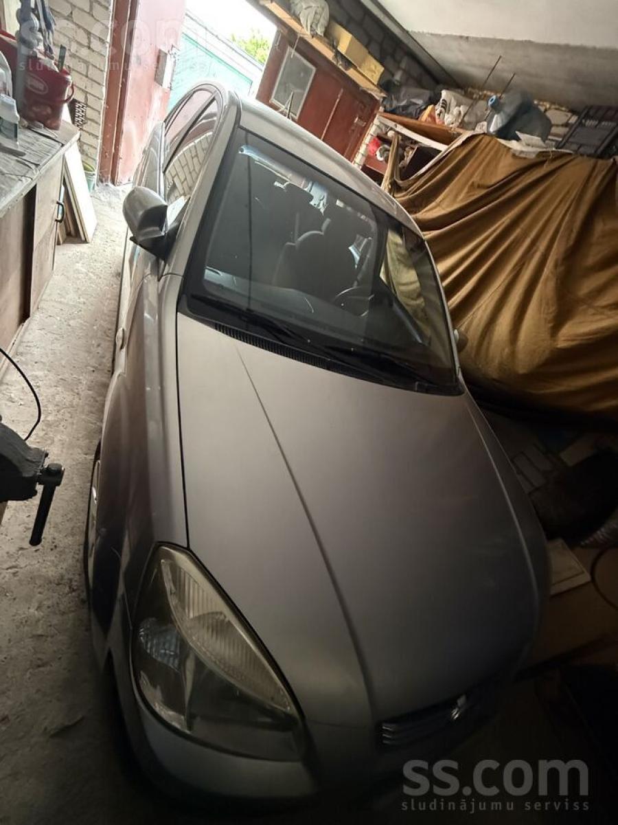 Grey Kia Rio 2007 in Riga, with an engine capacity of 1.40 L and mileage of 37 thousand km for 3000 €, photo 6 on AUTOMOTO.COM.LV