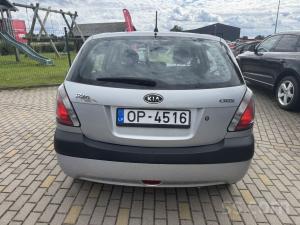 Grey Kia Rio 2008 in Talsi, with an engine capacity of 1.50 L and mileage of 104 thousand km for 3000 €, photo 6 on AUTOMOTO.COM.LV