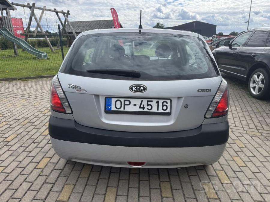 Grey Kia Rio 2008 in Talsi, with an engine capacity of 1.50 L and mileage of 104 thousand km for 3000 €, photo 6 on AUTOMOTO.COM.LV
