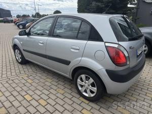 Grey Kia Rio 2008 in Talsi, with an engine capacity of 1.50 L and mileage of 104 thousand km for 3000 €, photo 7 on AUTOMOTO.COM.LV