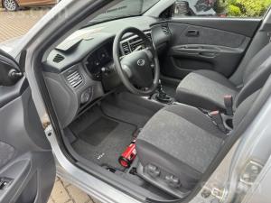 Grey Kia Rio 2008 in Talsi, with an engine capacity of 1.50 L and mileage of 104 thousand km for 3000 €, photo 8 on AUTOMOTO.COM.LV