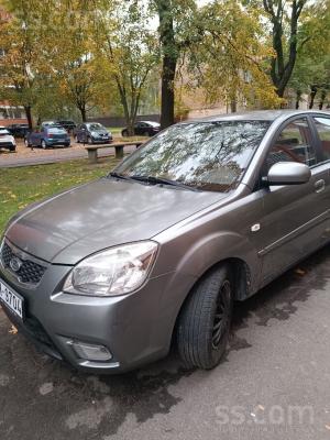 Pelēks Kia Rio 2011 Rīga, ar dzinēja tilpumu 1.50 L un nobraukumu 270 tūkst. km par 1600 €, foto 6 vietnē AUTOMOTO.COM.LV