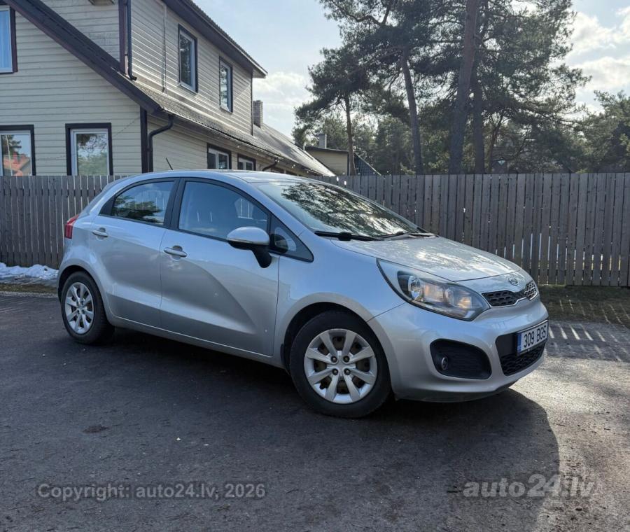 Grey Kia Rio 2012 in Tallinn, with an engine capacity of 1.20 L and mileage of 157 thousand km for 3990 €, photo 1 on AUTOMOTO.COM.LV