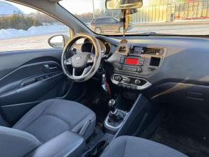 Pelēks Kia Rio 2013 Šauļi, ar dzinēja tilpumu 1.12 L un nobraukumu 192 tūkst. km par 2700 €, foto 6 vietnē AUTOMOTO.COM.LV