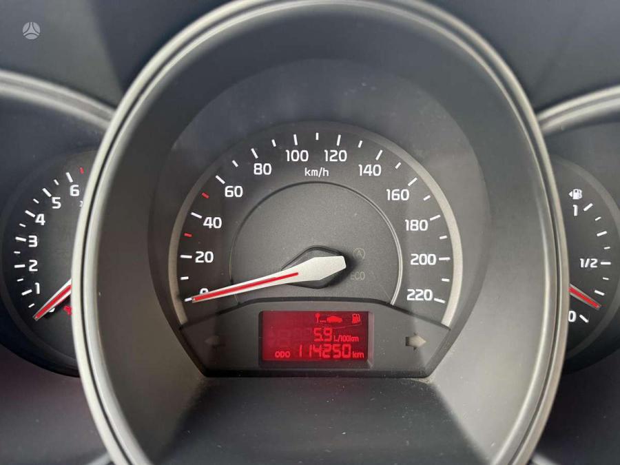 Grey Kia Rio 2013 in Vilnius, with an engine capacity of 1.25 L and mileage of 114 thousand km for 3600 €, photo 13 on AUTOMOTO.COM.LV