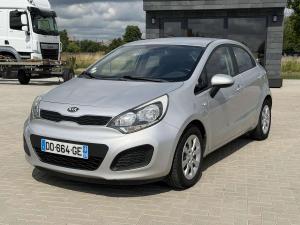 Pelēks Kia Rio 2014 Tauragė, ar dzinēja tilpumu 1.12 L un nobraukumu 216 tūkst. km par 2700 €, foto  vietnē AUTOMOTO.COM.LV