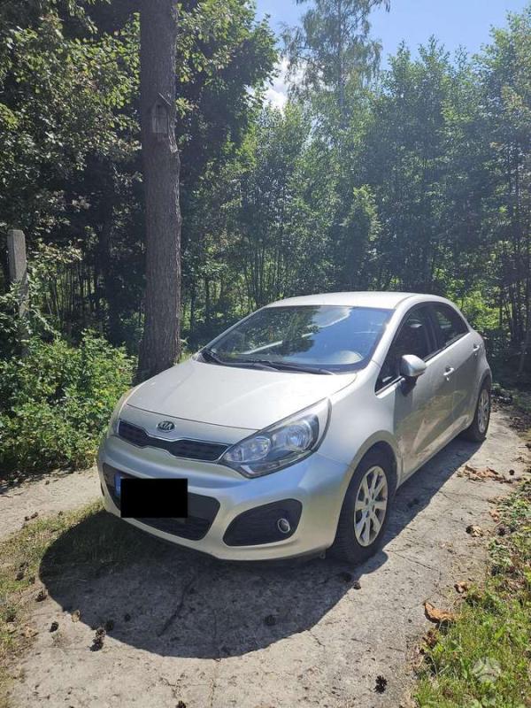 Pelēks Kia Rio 2014 Kauņa, ar dzinēja tilpumu 1.12 L un nobraukumu 195 tūkst. km par 2900 €, foto 1 vietnē AUTOMOTO.COM.LV