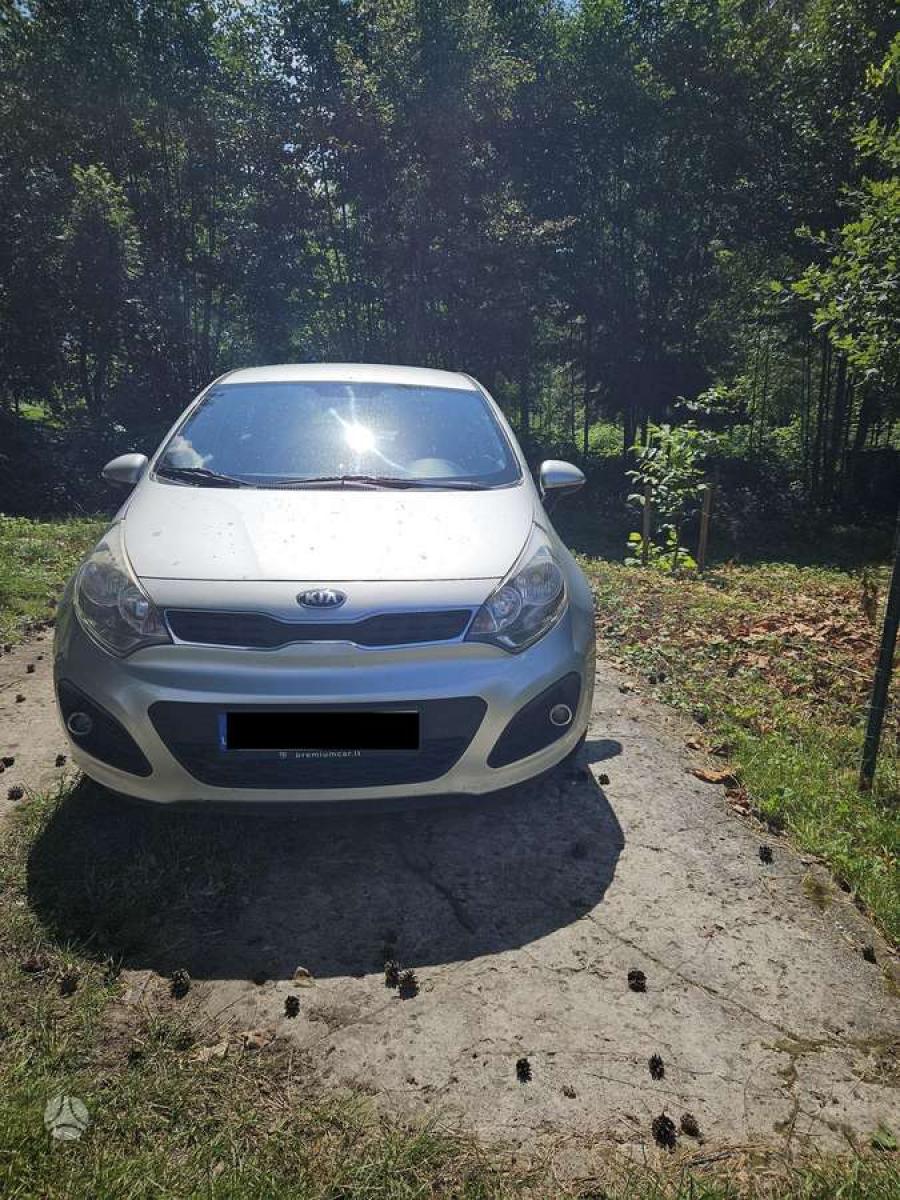 Grey Kia Rio 2014 in Kaunas, with an engine capacity of 1.12 L and mileage of 195 thousand km for 2900 €, photo 3 on AUTOMOTO.COM.LV