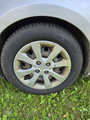 Grey Kia Rio 2014 in Kaunas, with an engine capacity of 1.12 L and mileage of 195 thousand km for 2900 €, photo 6 on AUTOMOTO.COM.LV