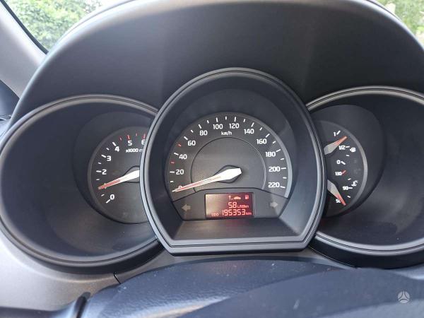 Pelēks Kia Rio 2014 Kauņa, ar dzinēja tilpumu 1.12 L un nobraukumu 195 tūkst. km par 2900 €, foto 6 vietnē AUTOMOTO.COM.LV