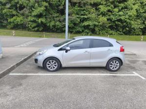 Pelēks Kia Rio 2014 Viļņa, ar dzinēja tilpumu 1.12 L un nobraukumu 324 tūkst. km par 2300 €, foto  vietnē AUTOMOTO.COM.LV