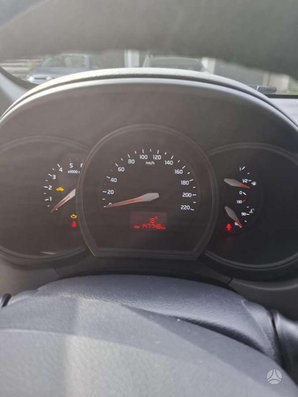 Pelēks Kia Rio 2014 Kauņa, ar dzinēja tilpumu 1.12 L un nobraukumu 148 tūkst. km par 3300 €, foto 5 vietnē AUTOMOTO.COM.LV
