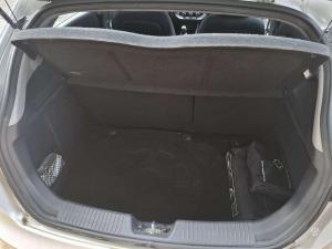 Pelēks Kia Rio 2014 Kauņa, ar dzinēja tilpumu 1.12 L un nobraukumu 148 tūkst. km par 3300 €, foto 10 vietnē AUTOMOTO.COM.LV