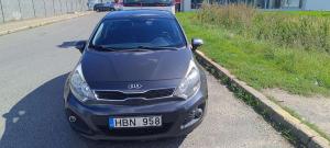 Pelēks Kia Rio 2014 Viļņa, ar dzinēja tilpumu 1.40 L un nobraukumu 211 tūkst. km par 2300 €, foto 4 vietnē AUTOMOTO.COM.LV