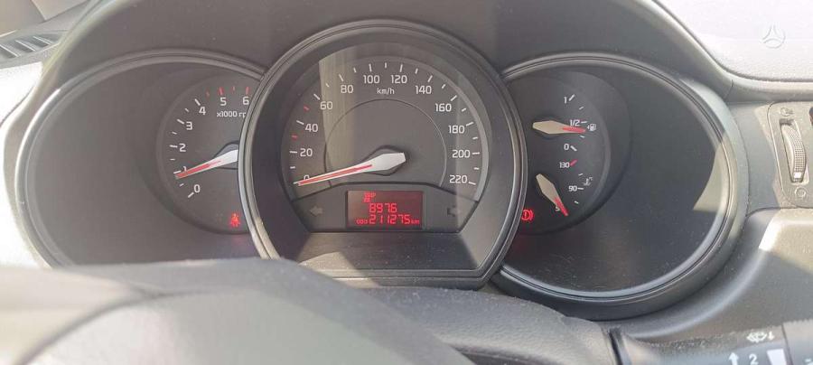Pelēks Kia Rio 2014 Viļņa, ar dzinēja tilpumu 1.40 L un nobraukumu 211 tūkst. km par 2300 €, foto 10 vietnē AUTOMOTO.COM.LV