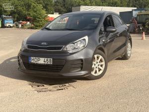 Pelēks Kia Rio 2015 Viļņa, ar dzinēja tilpumu 1.40 L un nobraukumu 183 tūkst. km par 3400 €, foto  vietnē AUTOMOTO.COM.LV