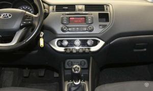 Grey Kia Rio 2015 in Vilnius, with an engine capacity of 1.12 L and mileage of 273 thousand km for 1200 €, photo 7 on AUTOMOTO.COM.LV