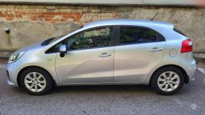 Grey Kia Rio 2015 in Vilnius, with an engine capacity of 1.12 L and mileage of 174 thousand km for 2150 €, photo 4 on AUTOMOTO.COM.LV