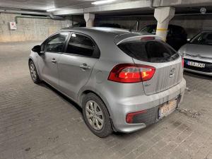 Grey Kia Rio 2016 in Kaunas, with an engine capacity of 1.12 L and mileage of 360 thousand km for 3200 €, photo 4 on AUTOMOTO.COM.LV